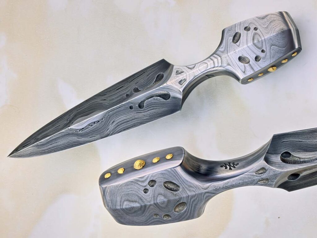Pull Of The Push Dagger - BLADE Magazine